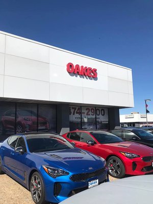 OAKES KIA - Updated December 2025 - 34 Photos & 101 Reviews - 2900 ...