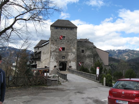 BURG OBERKAPFENBERG - Schlossberg 1, Kapfenberg, Steiermark, Austria ...