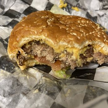 TOMMYS BURGERS CALIFORNIA STYLE - Updated January 2026 - 57 Photos & 30 ...