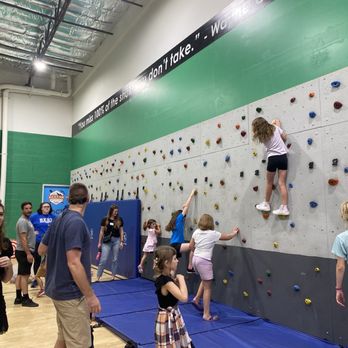 BEGINNERS EDGE SPORTS TRAINING - Updated September 2025 - 39 Photos ...