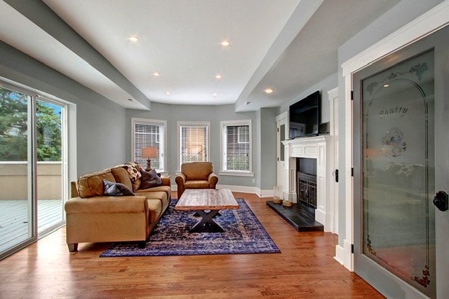 SUBLIME RECOVERY - Updated November 2025 - 18 Photos - 834 S Tremaine ...