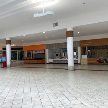 CAPITOLA MALL - Updated August 2025 - 55 Photos & 110 Reviews - 1855 ...