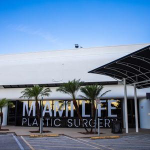 VIXEN PLASTIC SURGERY - Updated November 2024 - 36 Photos & 57 Reviews ...