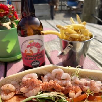 WINKING PRAWN - Updated October 2025 - 11 Photos - North Sands ...