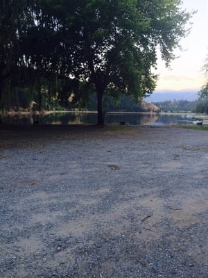 CONCONULLY LAKE RESORT - Updated January 2026 - 102 Sinlahekin Rd ...