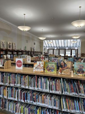 NEW YORK PUBLIC LIBRARY - ST. AGNES - Updated December 2025 - 33 Photos ...