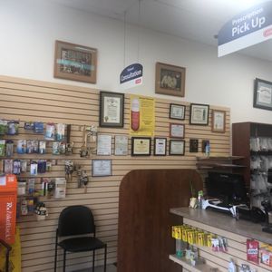 986 PHARMACY - Updated September 2025 - 45 Reviews - 6521 Van Nuys Blvd ...