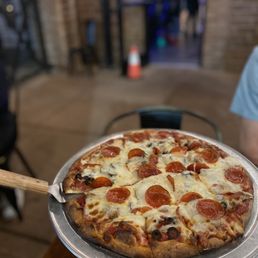 PAISANS PIZZERIA & BAR - Updated July 2025 - 316 Photos & 546 Reviews ...