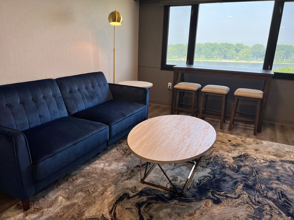 RADISSON HOTEL LA CROSSE - Updated December 2025 - 86 Photos & 65 ...