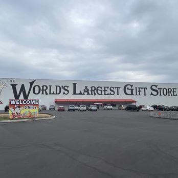 REDMON’S CANDY FACTORY - Updated December 2025 - 327 Photos & 126 ...