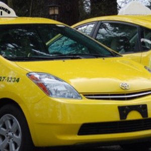 NILES FLASH CAB - Updated October 2025 - 57 Reviews - 7501 N Milwaukee ...