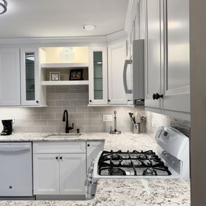 AQUA KITCHEN AND BATH DESIGN CENTER - 174 Photos & 23 Reviews - Kitchen ...