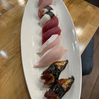 SUSHI BROADWAY - Updated July 2025 - 111 Photos & 38 Reviews - 2549 ...