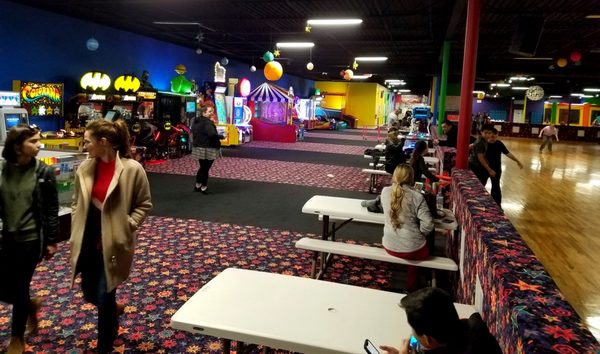 ROLLER CITY - 15 Photos & 15 Reviews - Skating Rinks - 6445 W ...
