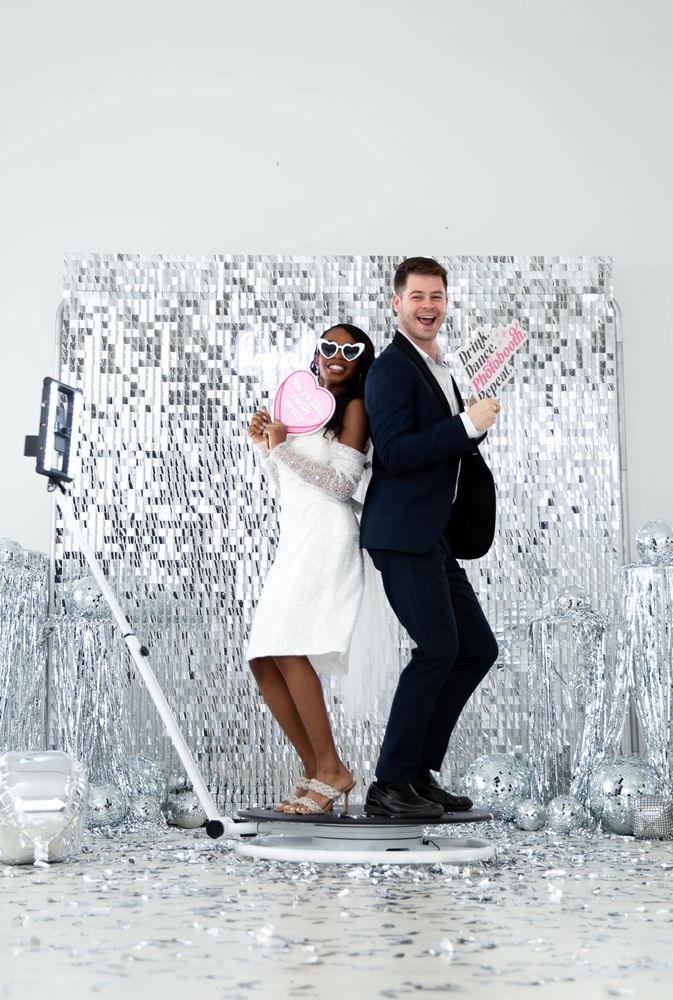 LOL PHOTO BOOTHS AND EVENTS - Updated December 2024 - 13 Photos ...