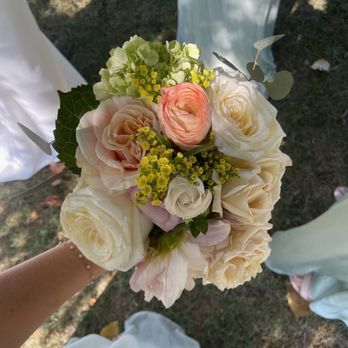 HALSTED FLOWERS - Updated April 2025 - 229 Photos & 135 Reviews - 2725 ...