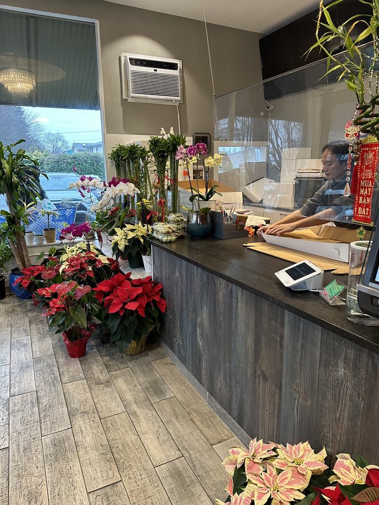 MIMI’S BAKERY & FLORAL SHOP - 71 Photos & 80 Reviews - 4809 Beacon Ave ...