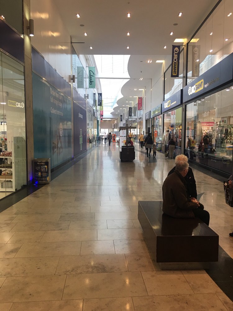 JOHNSTONS COURT SHOPPING CENTRE SLIGO - Updated December 2024 - 7 O ...
