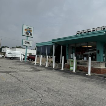 INDY’S HISTORIC STEER-IN RESTAURANT - Updated August 2025 - 520 Photos ...