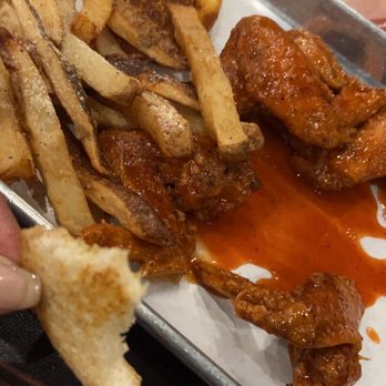 CUTTER’S BAR & GRILL - 110 Photos & 115 Reviews - 2638 Orleans St ...