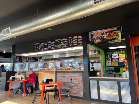 THE FLYING ELBOW - Updated May 2024 - 40 Photos & 31 Reviews - 229 N ...