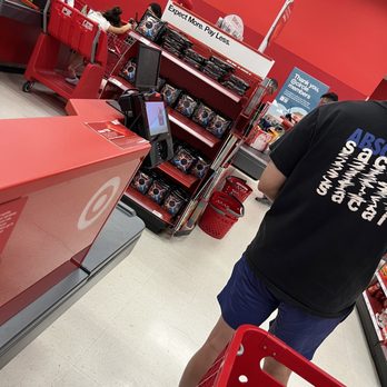 TARGET - Updated December 2024 - 363 Photos & 316 Reviews - 13200 ...