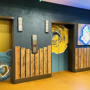 STAYPINEAPPLE HOTEL ROSE DOWNTOWN PORTLAND - Updated September 2024 ...