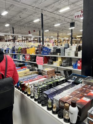 LISA’S COSMETICS - Updated December 2024 - 42 Photos & 40 Reviews - 135 ...