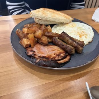 LOAFY LARK - Updated December 2025 - 49 Photos & 32 Reviews - 3103 ...