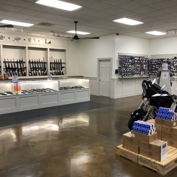 TOP GUN - Updated January 2026 - 45 Photos & 34 Reviews - 2770 Whitten ...