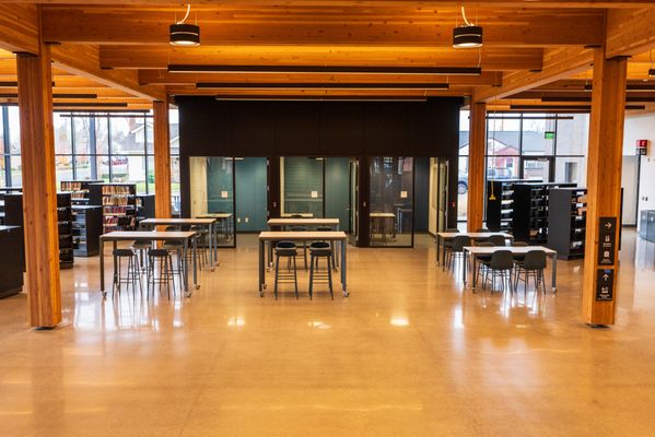 REDMOND LIBRARY - Updated October 2025 - 17 Photos - 827 SW Deschutes ...