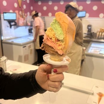 THE ORIGINAL RAINBOW CONE - 30 Photos & 14 Reviews - 162 E Superior St ...