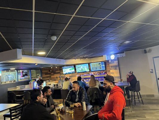 THE WOLF DEN BAR AND GRILL - Updated February 2025 - 66 Photos & 13 ...