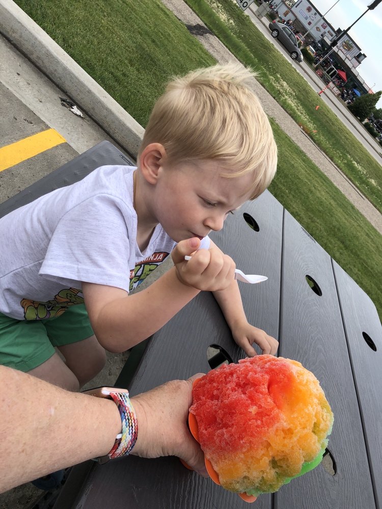 MO’S SNOW SHACK - Updated July 2025 - Bismarck, North Dakota - Food ...