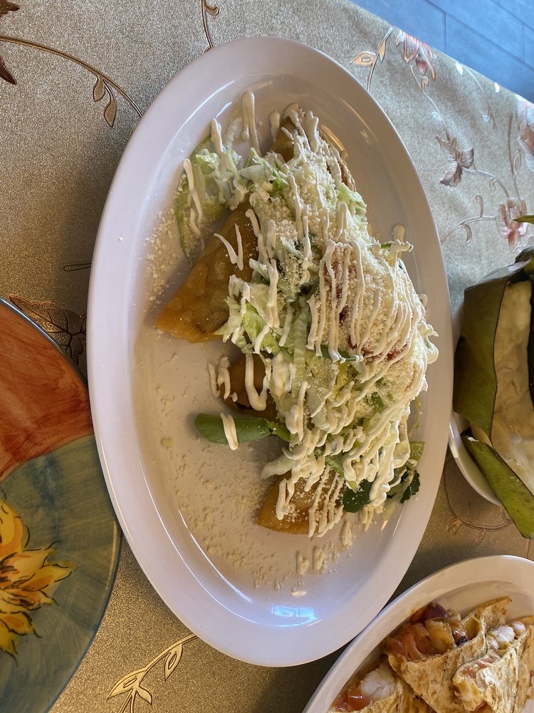 EL RINCON DE LOS SABORES RESTUARANT - 215 Forsgate Dr, Jamesburg, New ...