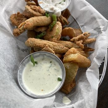 THE BOOT ROOM - Updated June 2025 - 124 Photos & 126 Reviews - 2501 ...