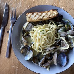 MERIDIAN RESTAURANT & BAR - Updated June 2025 - 384 Photos & 132 ...