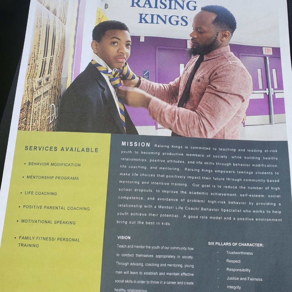 RAISING KINGS - Updated October 2025 - 12 Photos - 8401 Cottonwood Ave ...
