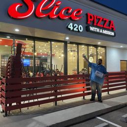SLICE 420 - Updated July 2025 - 109 Photos & 156 Reviews - 3725 Oro ...