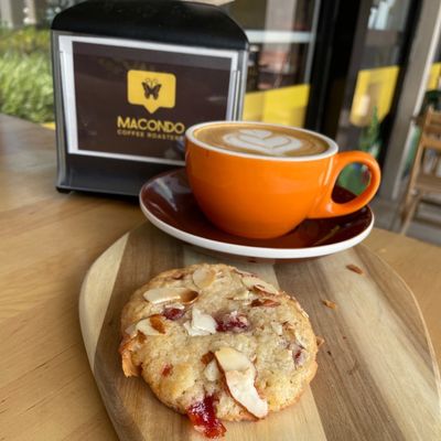 MACONDO COFFEE KENDALL - 163 Photos & 80 Reviews - Coffee & Tea - 13021 ...