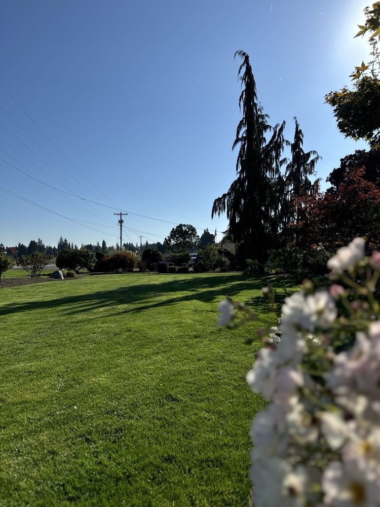 JC LAWN CARE - Updated May 2025 - 12 Photos - Salem, Oregon - Lawn ...