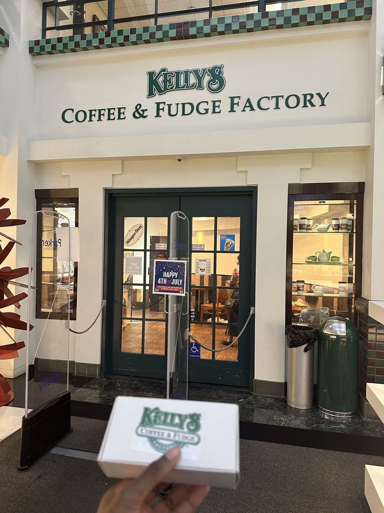 KELLYS COFFEE & FUDGE FACTORY - Updated December 2025 - 20 Photos & 27 ...