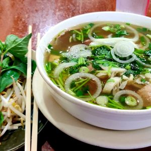 SPROUT’S SPRINGROLL & PHO - 312 Photos & 422 Reviews - Vietnamese - 780 ...