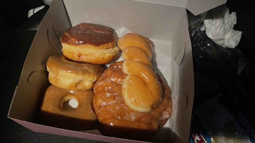 AL’S DONUTS - Updated December 2025 - 10 Photos & 16 Reviews - 633 W ...