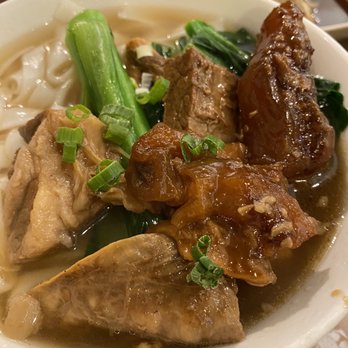 BAYVIEW COURT CHINESE RESTAURANT - Updated January 2026 - 229 Photos ...