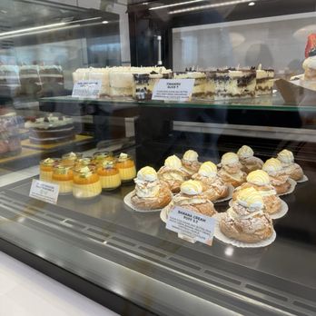 BAG OF CAKES - Updated March 2025 - 1946 Photos & 639 Reviews - 1964 N ...