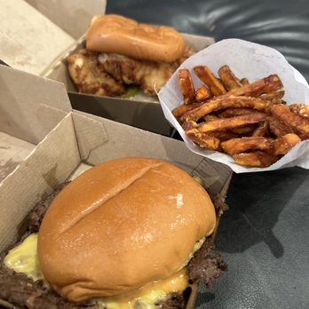 FOR THE WIN - 519 Photos & 845 Reviews - 6221 Franklin Ave, Los Angeles ...