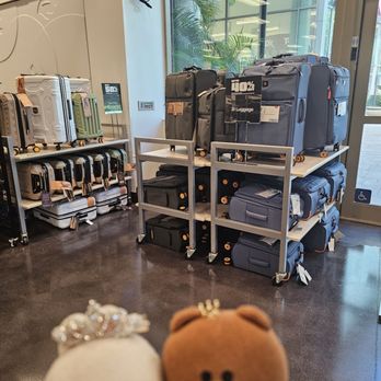 NORDSTROM RACK - Updated December 2025 - 632 Photos & 204 Reviews ...