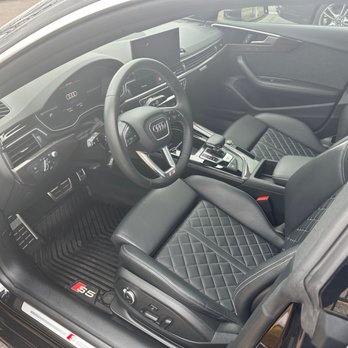 COLOR MYSTIQUE AUTO BODY - Updated January 2026 - 11 Photos - 1680 99th ...