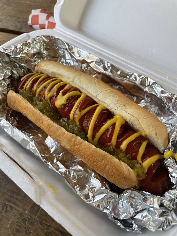 DIGGITY DAWGS - Updated July 2025 - 66 Photos & 35 Reviews - 8505 NE ...